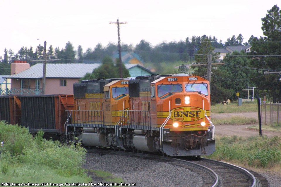 BNSF 8964